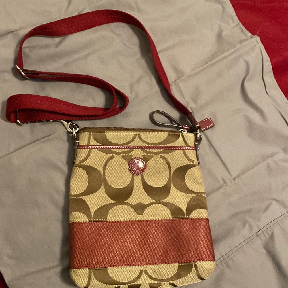 Coach Classic Monogram Crossbody Bag Tan And Burgundy - Gem